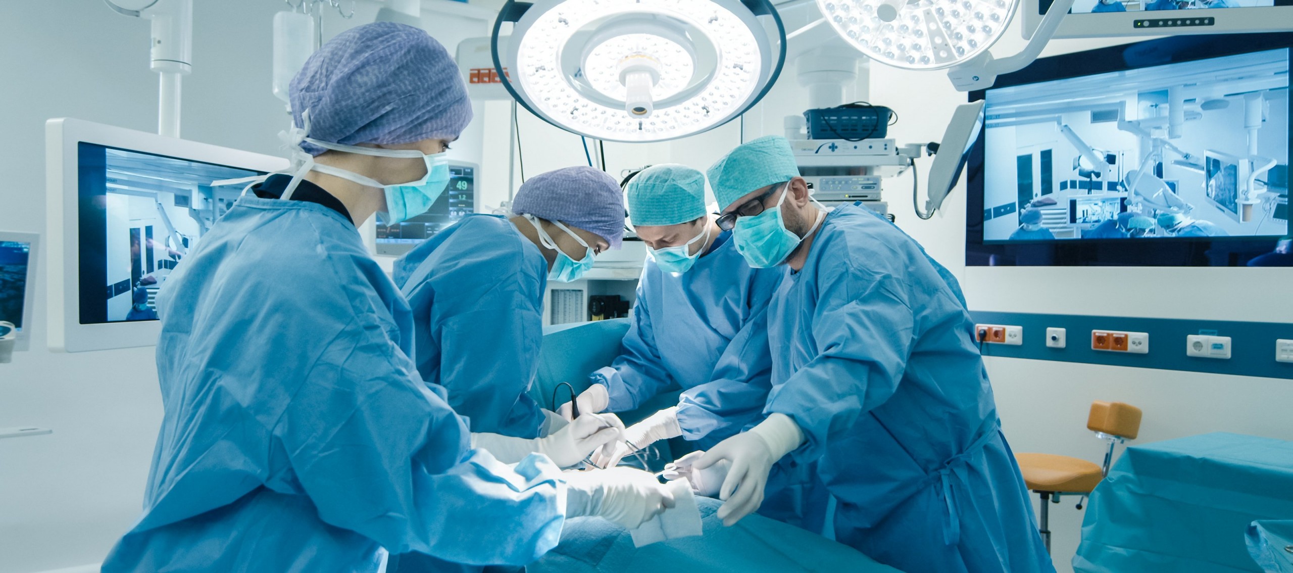 Μαχίνης Θεόφιλος Νευροχειρουργός – Επ. Καθηγητής Virginia University ...